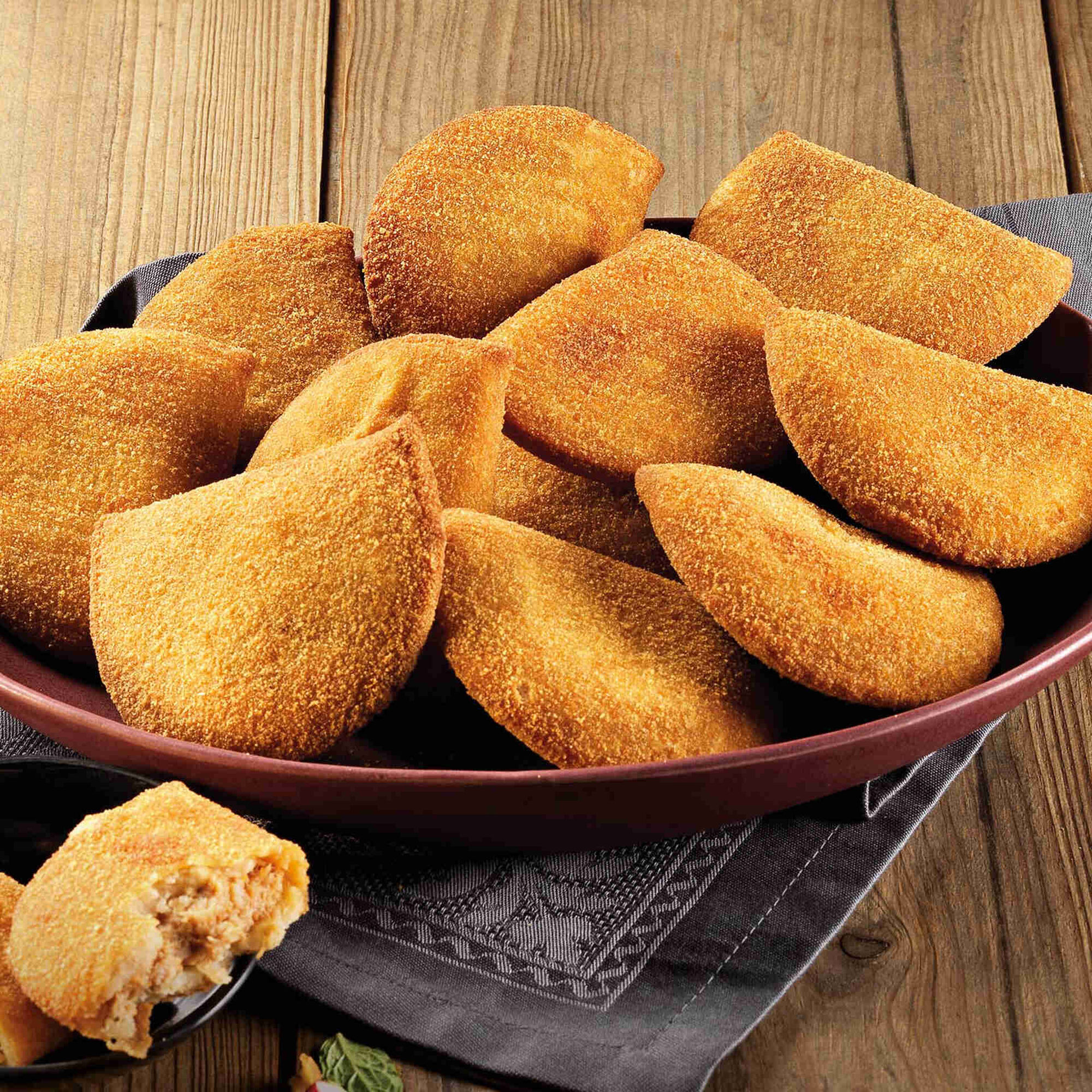 Rissóis de Carne Cozinha Continente - Quant. Mínima = 2 un | Continente ...